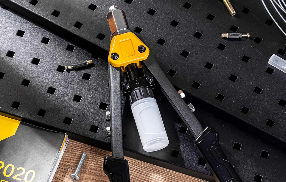 Deli Tools Hand Riveting Machine EDL236913 Black | Wasserman.eu