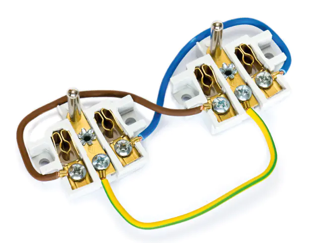 DOUBLE SURFACE-MOUNTED ELECTRICAL SOCKET HERMETIC | Wasserman.eu