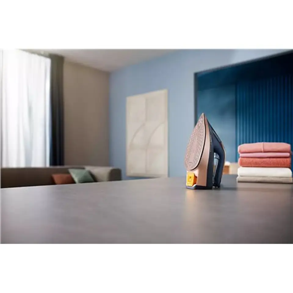 Philips Azur 8000 Series DST8050/20 Steam Iron | Wasserman.eu